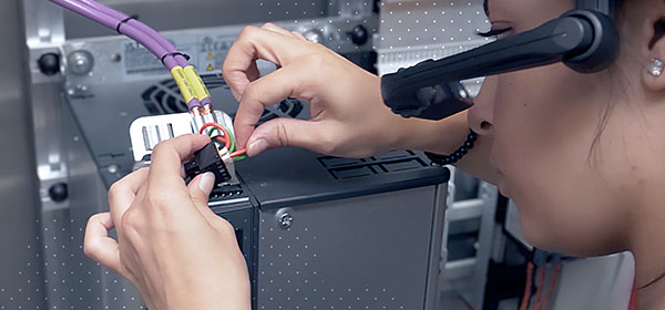 3 Ways Augmented Reality Is Driving Efficiency in the Workplace | PTC