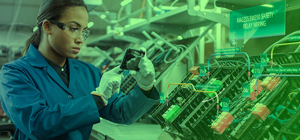 Industry 4.0 Lighthouse Factory: Connected Worker Tech | PTC